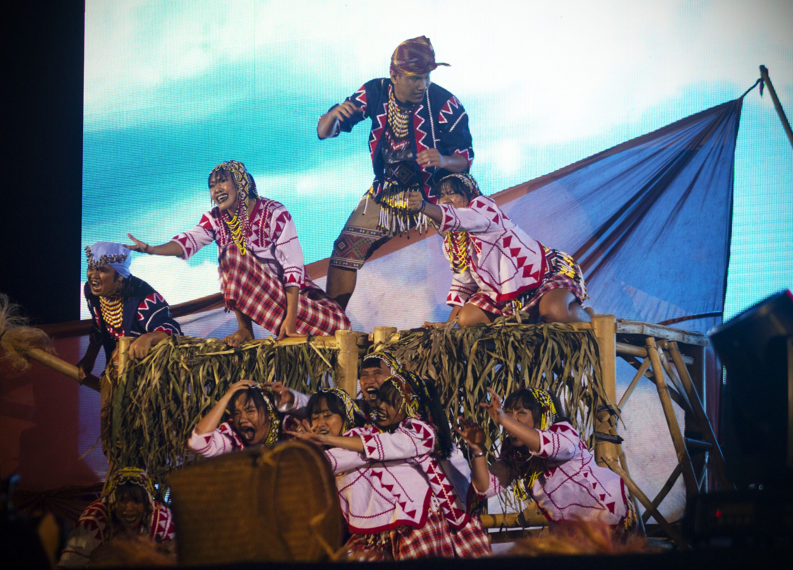 FoE ‘24 highlights Lumad culture in Sadsad; ACC defends back-to-back ...